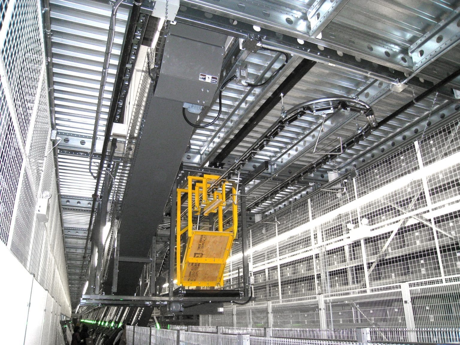 Conveyor Systems - Mainway Handling Systems